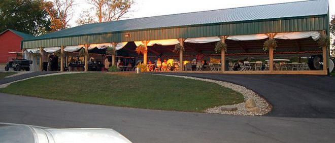 Grounds Tour – Simon Kenton Inn