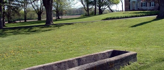 Grounds Tour – Simon Kenton Inn